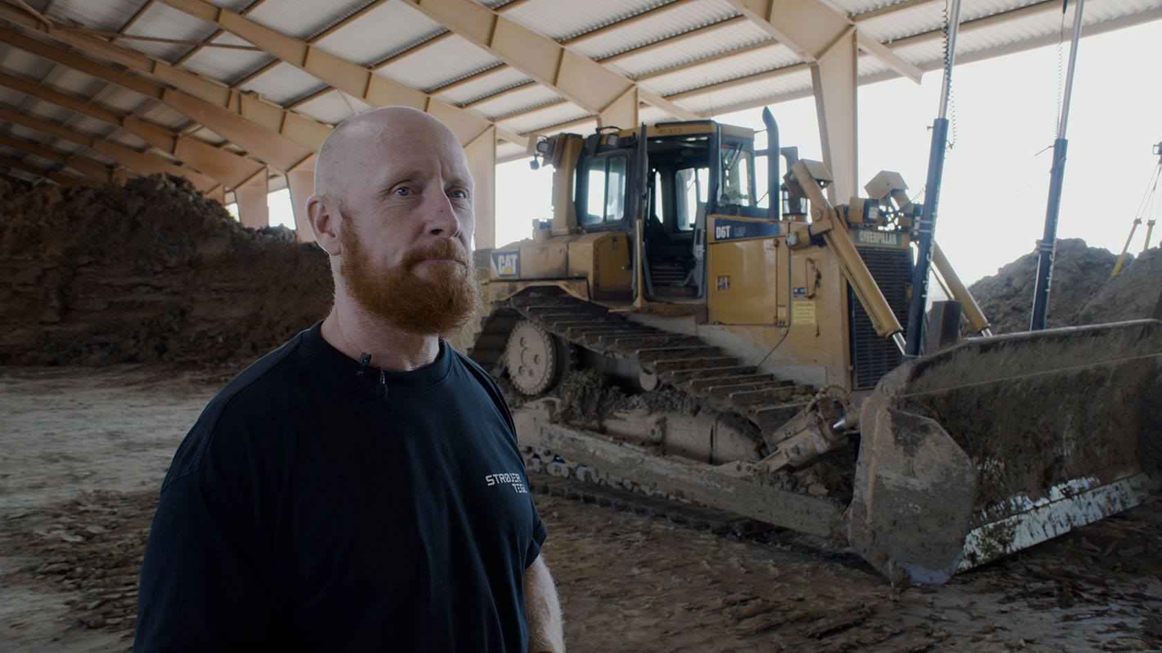 2D machine control used for brick production | Leica Geosystems
